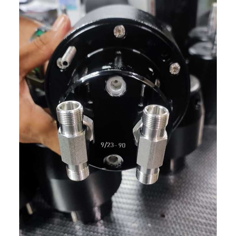 Multisteer T-fitting til pumpe - Hydraulik hos Marineworld